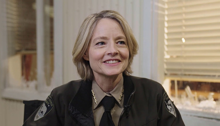 Jodie Foster reçoit des critiques après ses commentaires directs sur la ...